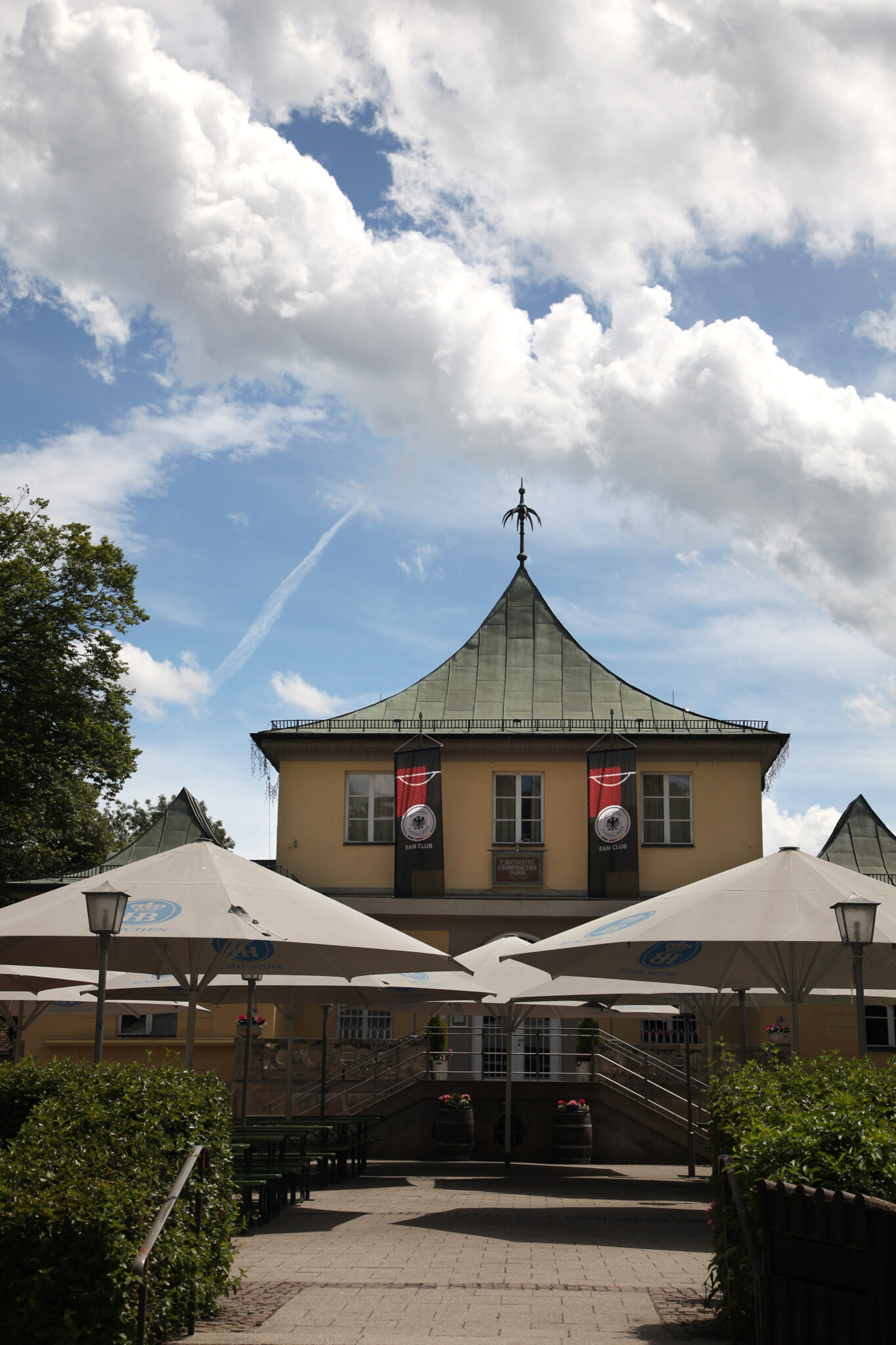 Chinesischer Turm Home - Biergarten am Chinesischen Turm